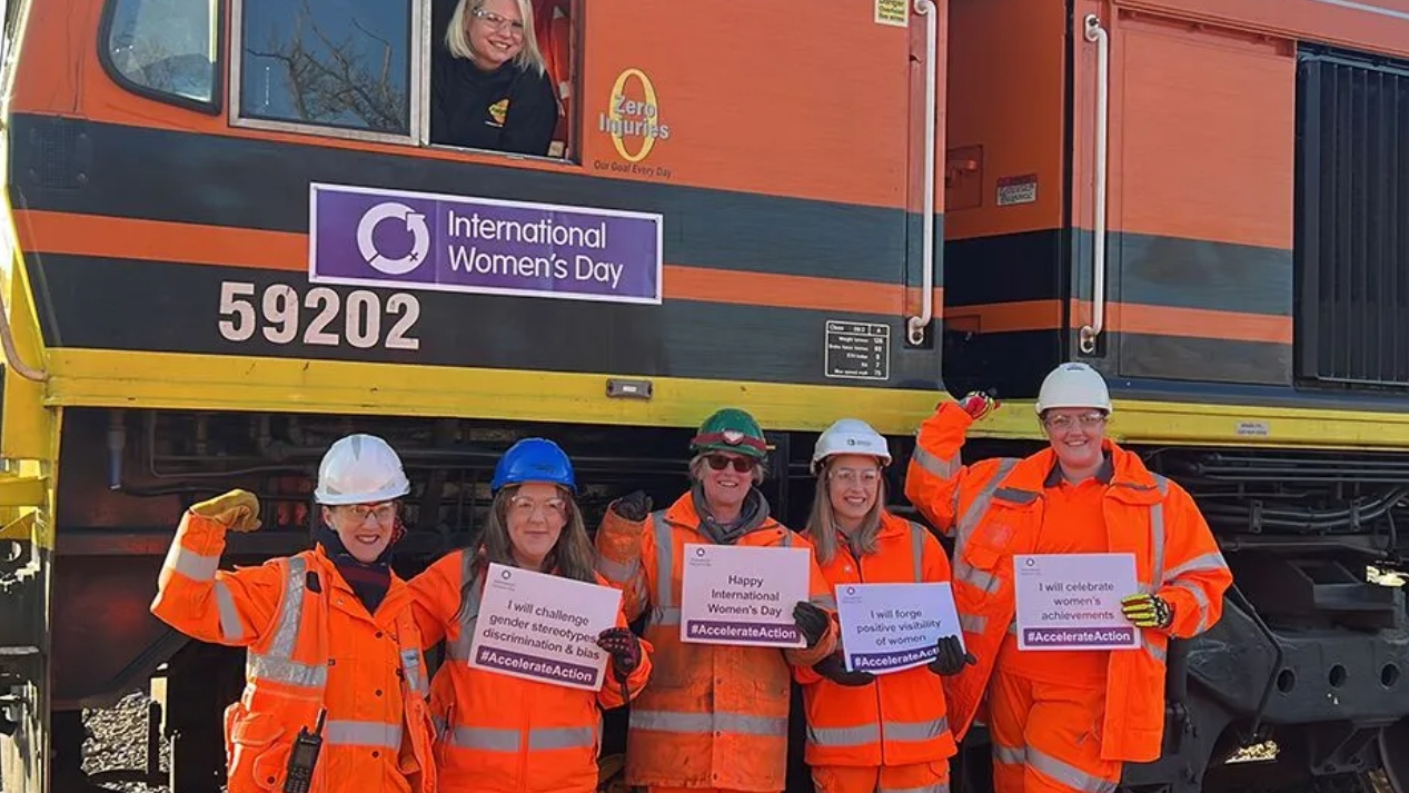 Women Power Freight: All-Female Team Runs Limestone Train for ...