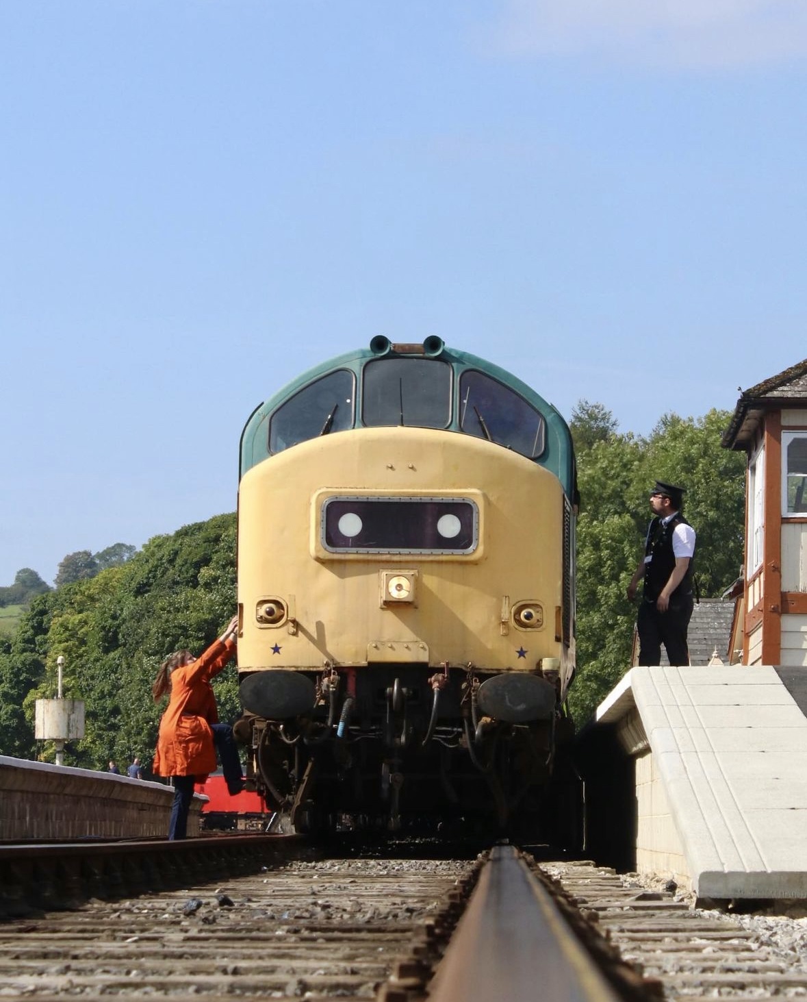 A fresh look at women in the rail Industry | Rail Industry Connect ...