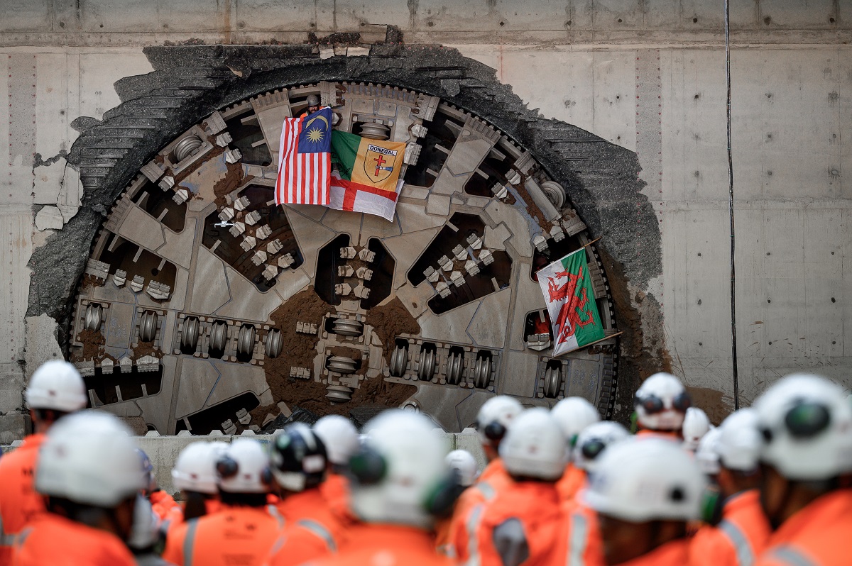 HS2 Celebrates First Birmingham Tunnel Breakthrough | Rail Industry ...