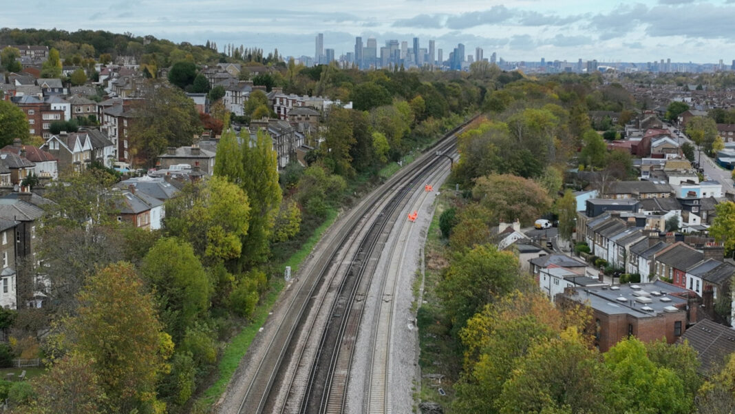 UK’s first low-carbon track renewal completed between Honor Oak Park ...